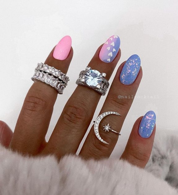 36 Gender Reveal Nail Ideas — Shimmery Blue Ombre Nails