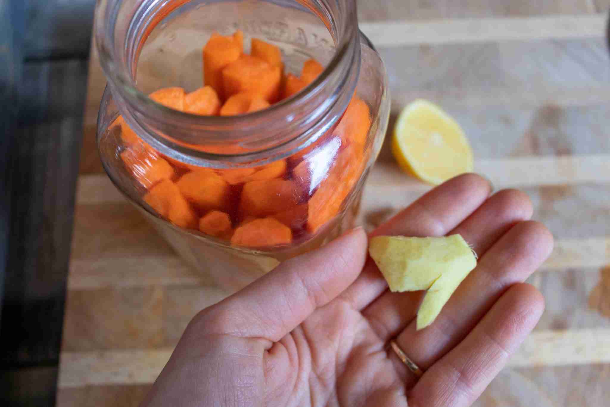 How To Easily Ferment Crunchy Ginger Carrots 6 Steps