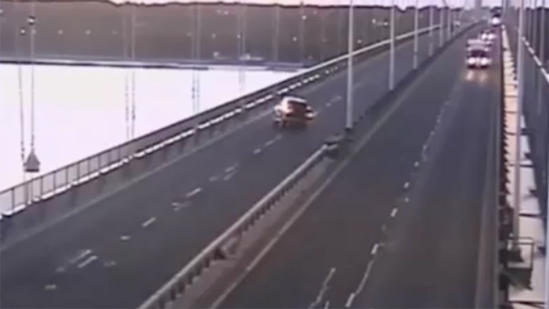 Watch Astonishing Moment Man Tries To Drive Off Humber Bridge At Over
