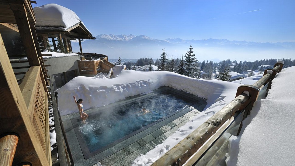 Top 10 Most Luxurious Ski Hotels And Resorts In The World