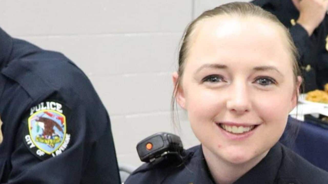 Police Officer Maegan Hall Video And Pictures Go Viral On Twitter