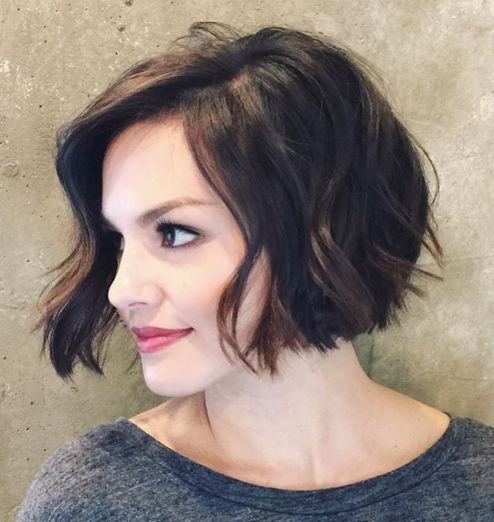 60 Best Short Bob Haircuts And Hairstyles For Women In 2021