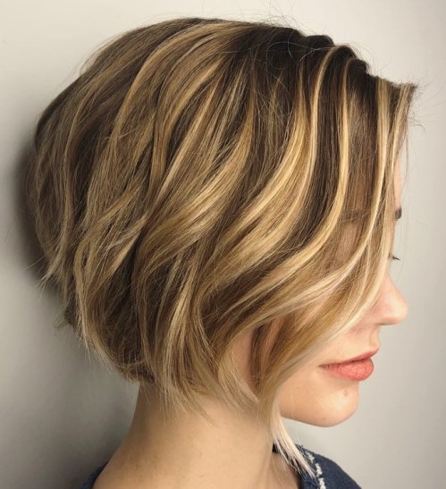 60 Short Bob Haircuts And Hairstyles For Women To Try In 2024