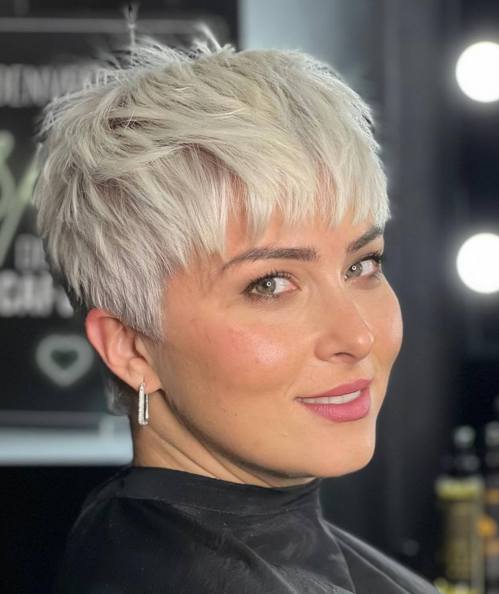 Long Pixie Cut Styling Ideas To Steal The Spotlight