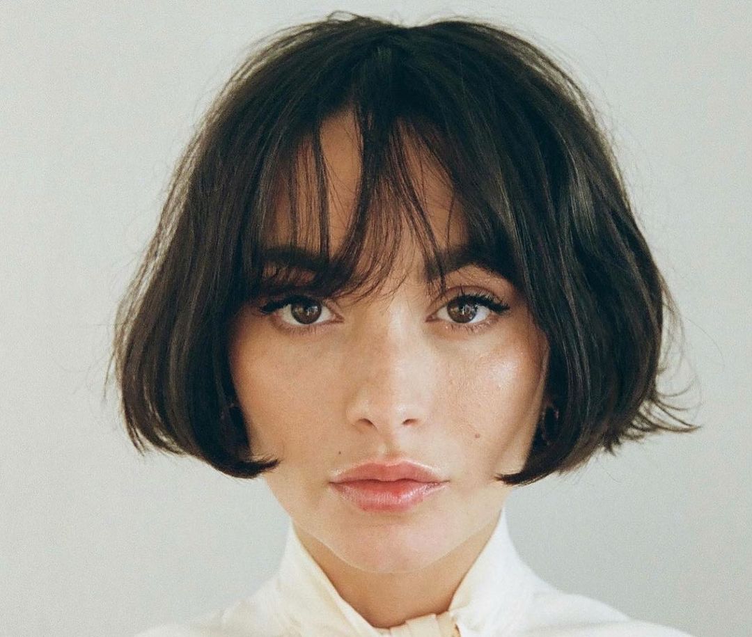 40 Wispy Bangs Ideas To Completely Revamp Any Hairstyle