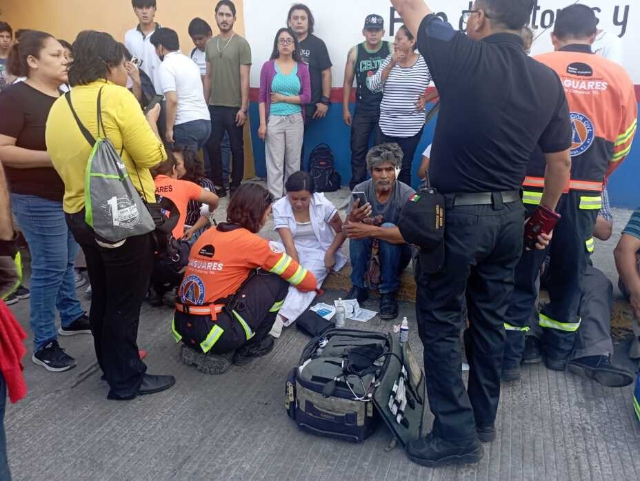 Autobús Se Queda Sin Frenos Y Provoca Aparatoso Accidente Video