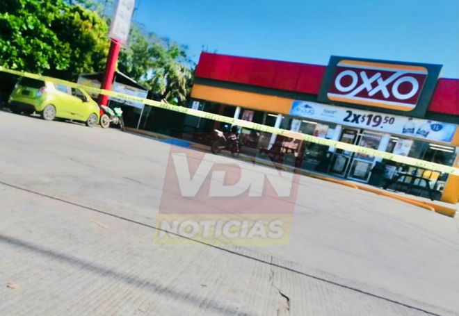 Balean A Tres Hombres Afuera De Un Oxxo En Campos En Manzanillo Uno