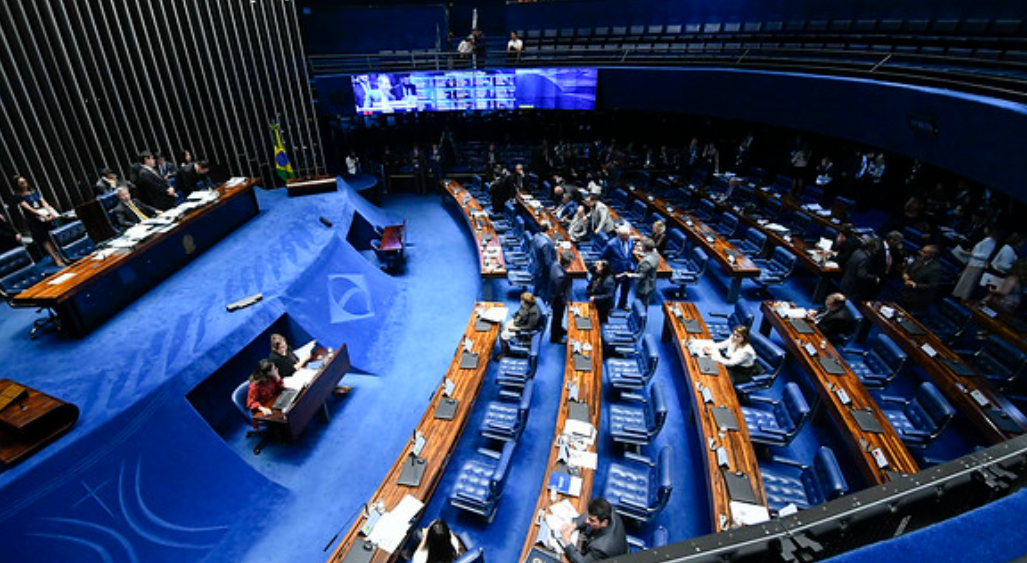 Siglas Que Apoiaram Bolsonarista à Presidência Do Senado Estão Isoladas