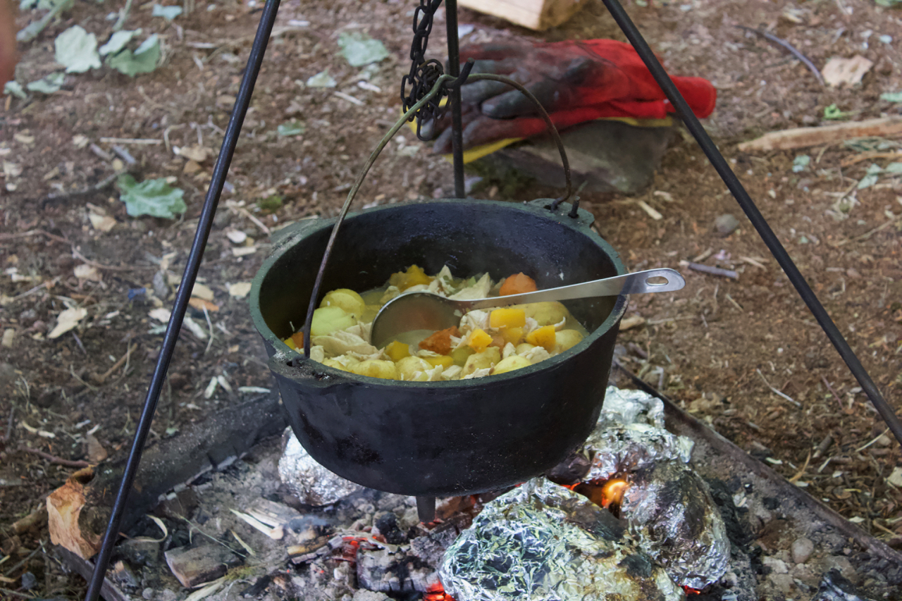 Dutch Oven Chicken Stew Campfire Kitchen