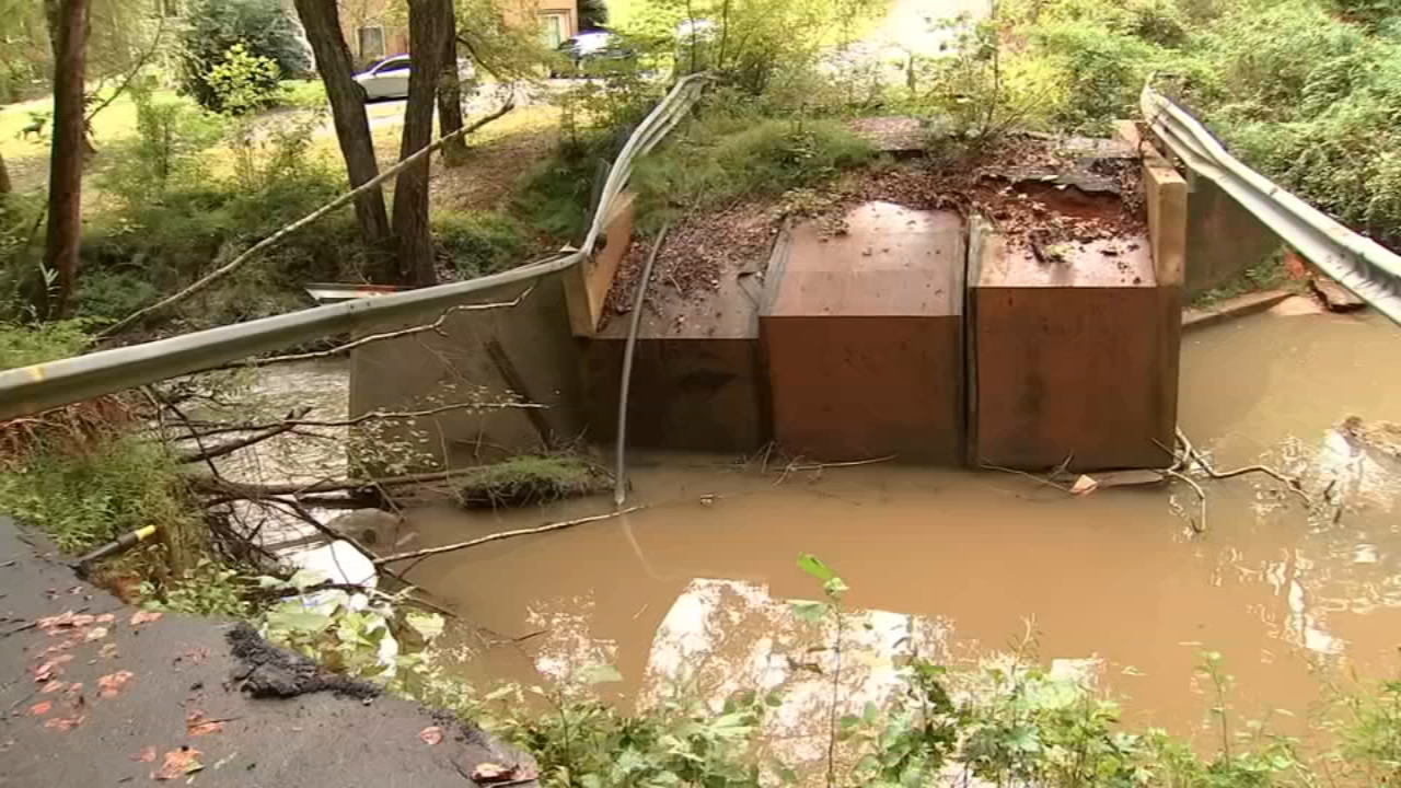 Gps Leads Nc Man To Washed Out Bridge Where He Drives Off The Edge To