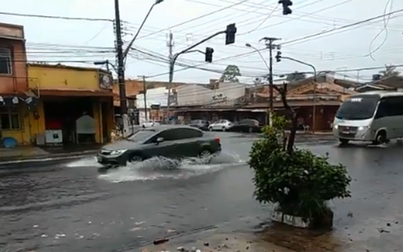 Chuva Provoca Congestionamentos E Alagamentos Em Ruas De Belém Diário