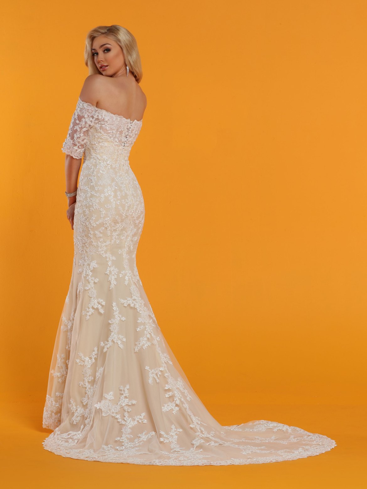 Sheath And Form Fitting Lace Wedding Dresses Davinci Bridal Blog