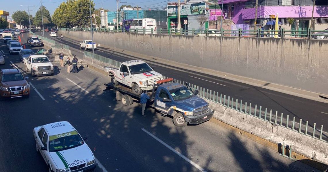 Caos Vial En Paseo Tollocan Por Accidente