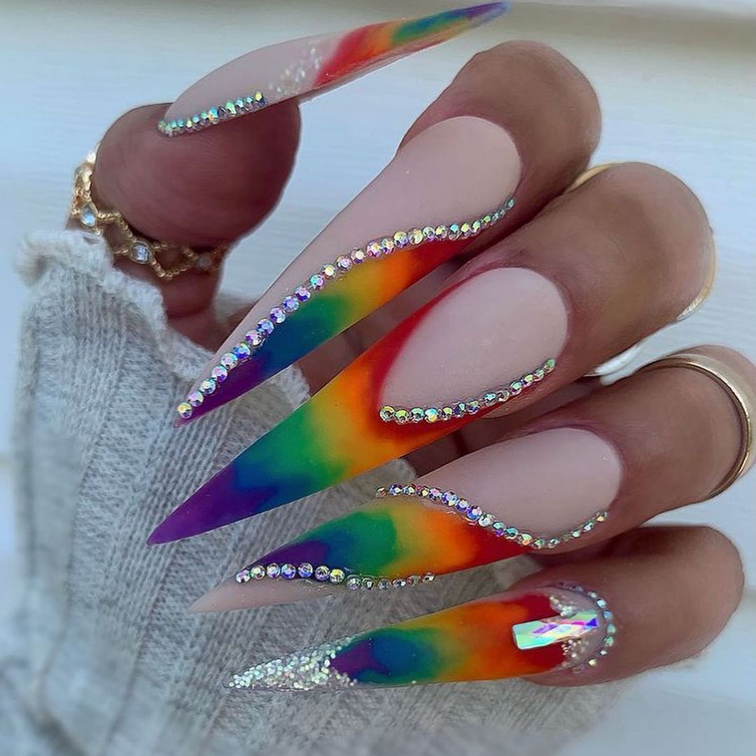 The Best Rainbow Nails For Pride Month Kaynuli