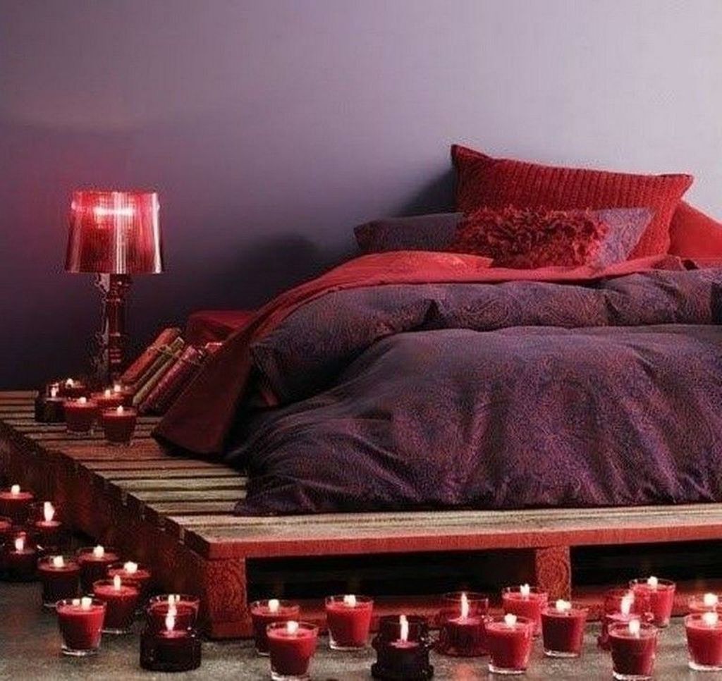 36 Gorgeous Romantic Valentine Bedroom Decoration Ideas Hmdcrtn