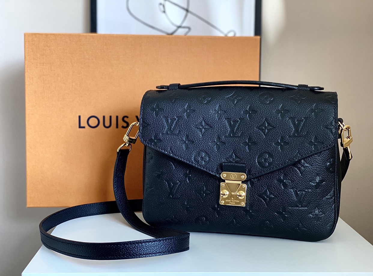 Louis Vuitton Pochette Metis Review Black Empriente Leather