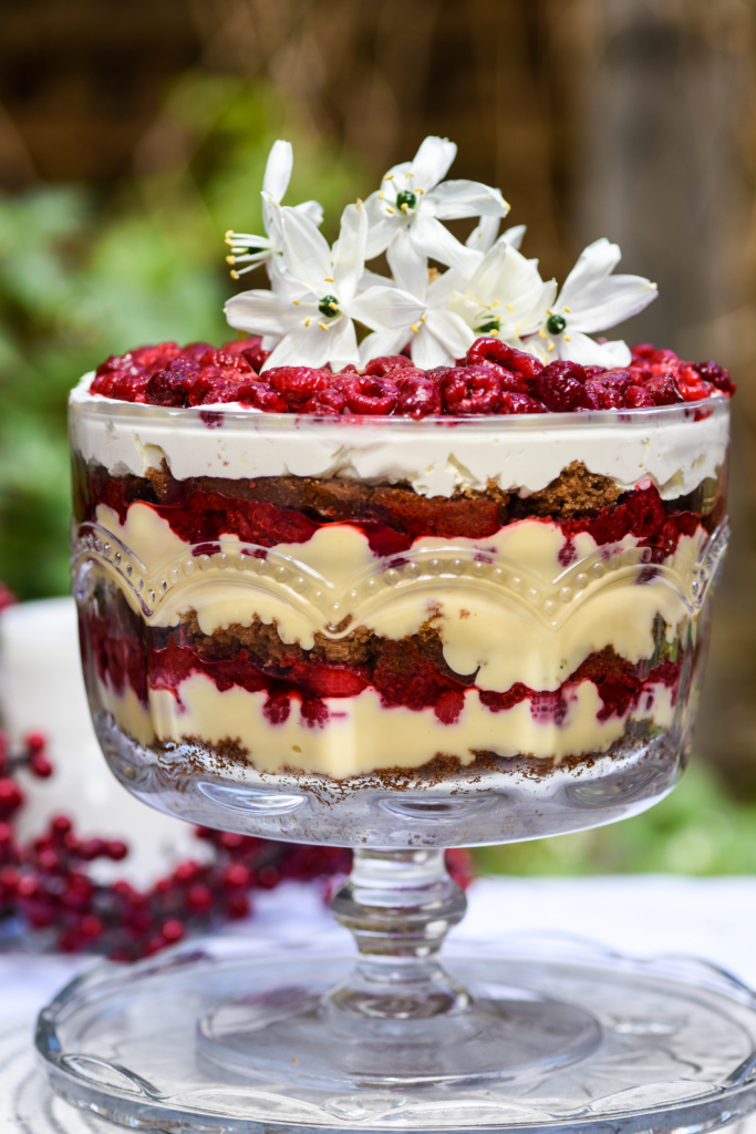 Gingerbread And Raspberry Christmas Trifle Lisa Eats World