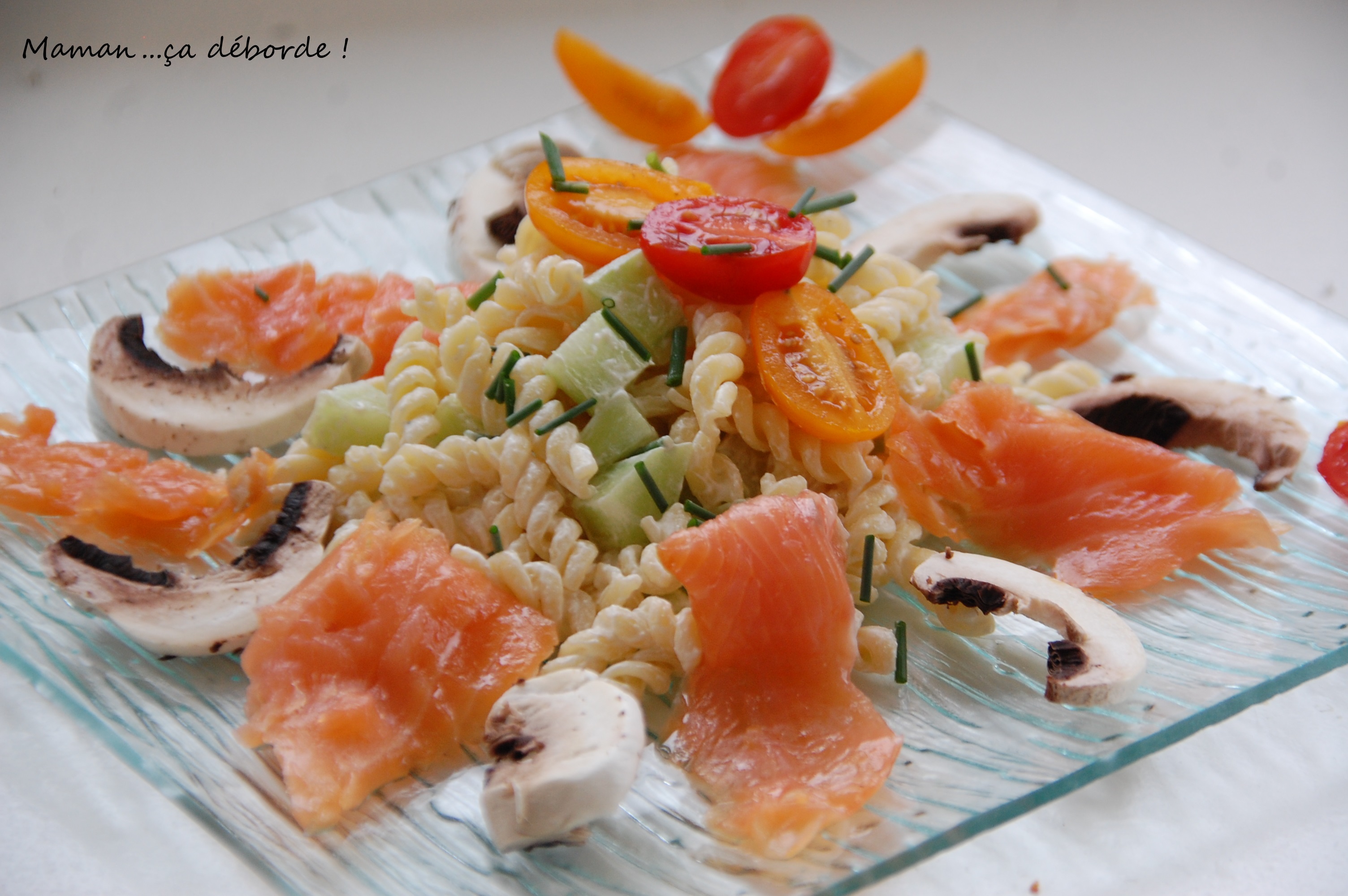 Salade De Pâtes Au Saumon Fumé Mamança Déborde