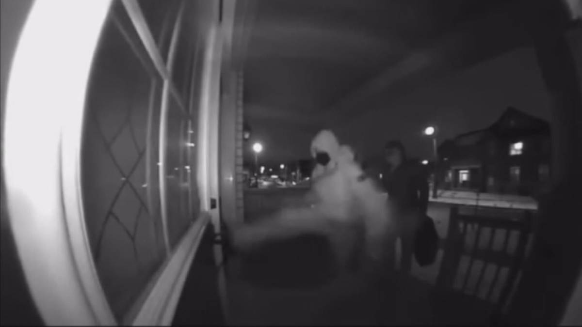 Lindsay Police Seek 4 Suspects In Armed Home Invasion Robbery At