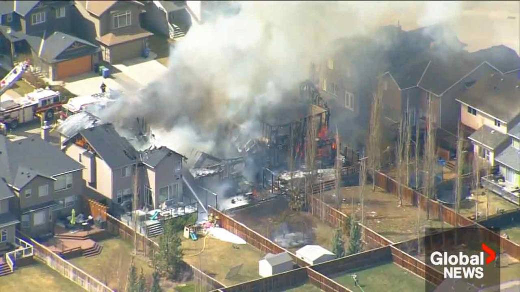 Calgary Fire Crews Battle Multi Home Blaze In Cougar Ridge Calgary