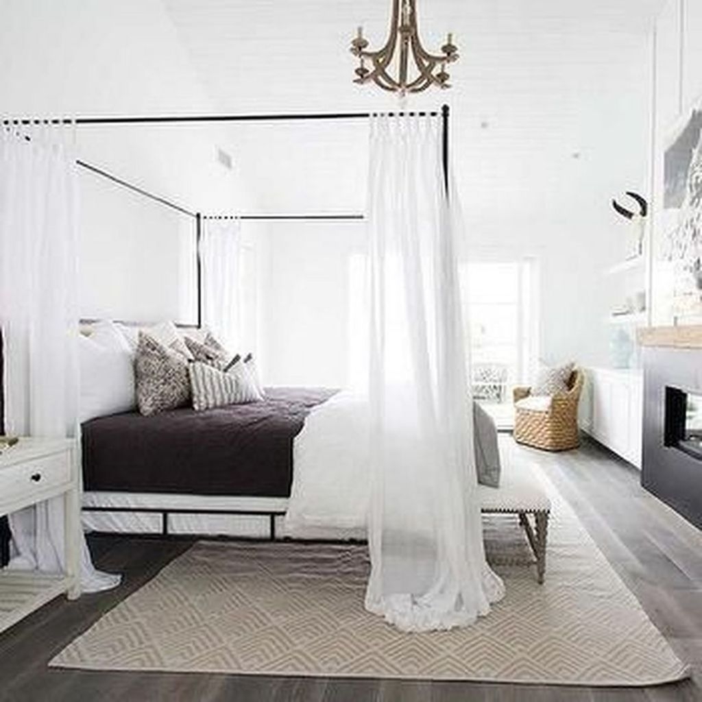 Romantic Bedroom With Canopy Beds 30 Sweetyhomee