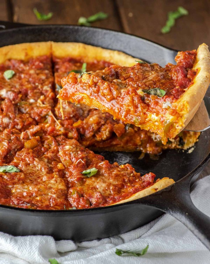 Chicago Style Deep Dish Pizza Recipe Chisel And Fork