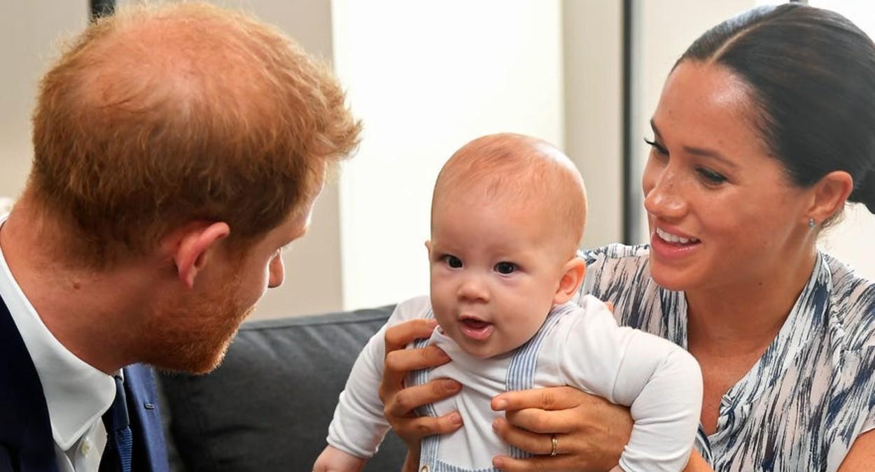 Príncipe Harry E Meghan Processam Paparazzi Por Fotos De Seu Filho