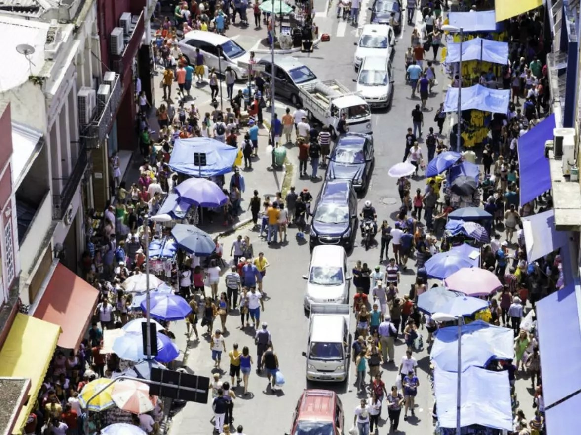 Ruas Do Brás Amanhecem Agitadas Nesta Segunda Feira 14