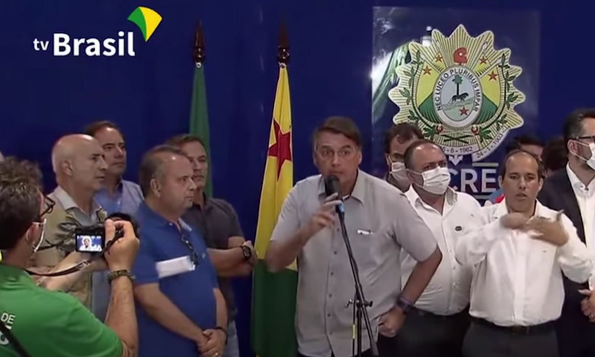 VÍdeo Bolsonaro Encerra Entrevista Após Pergunta Sobre Filho Dci