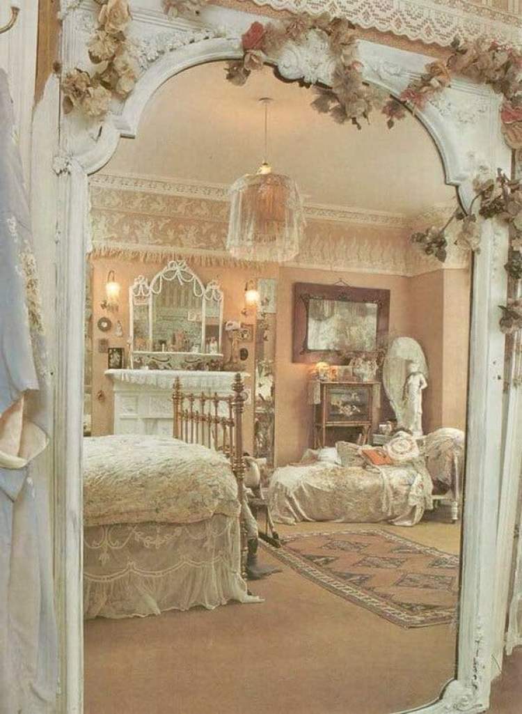 2030 Shabby Chic Bedroom Wall Decor