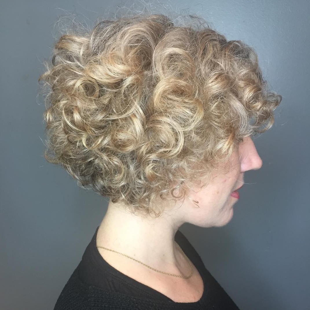 50 Top Curly Bob Hairstyle Ideas For Every Type Of Curl To Try In 2022