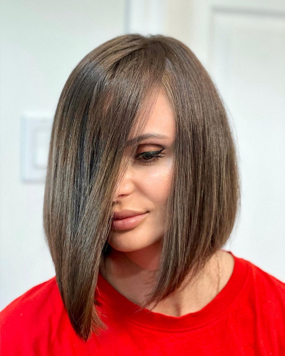 30 Cool Asymmetrical Bob Haircuts For A Chic Look In 2024 Hair Adviser