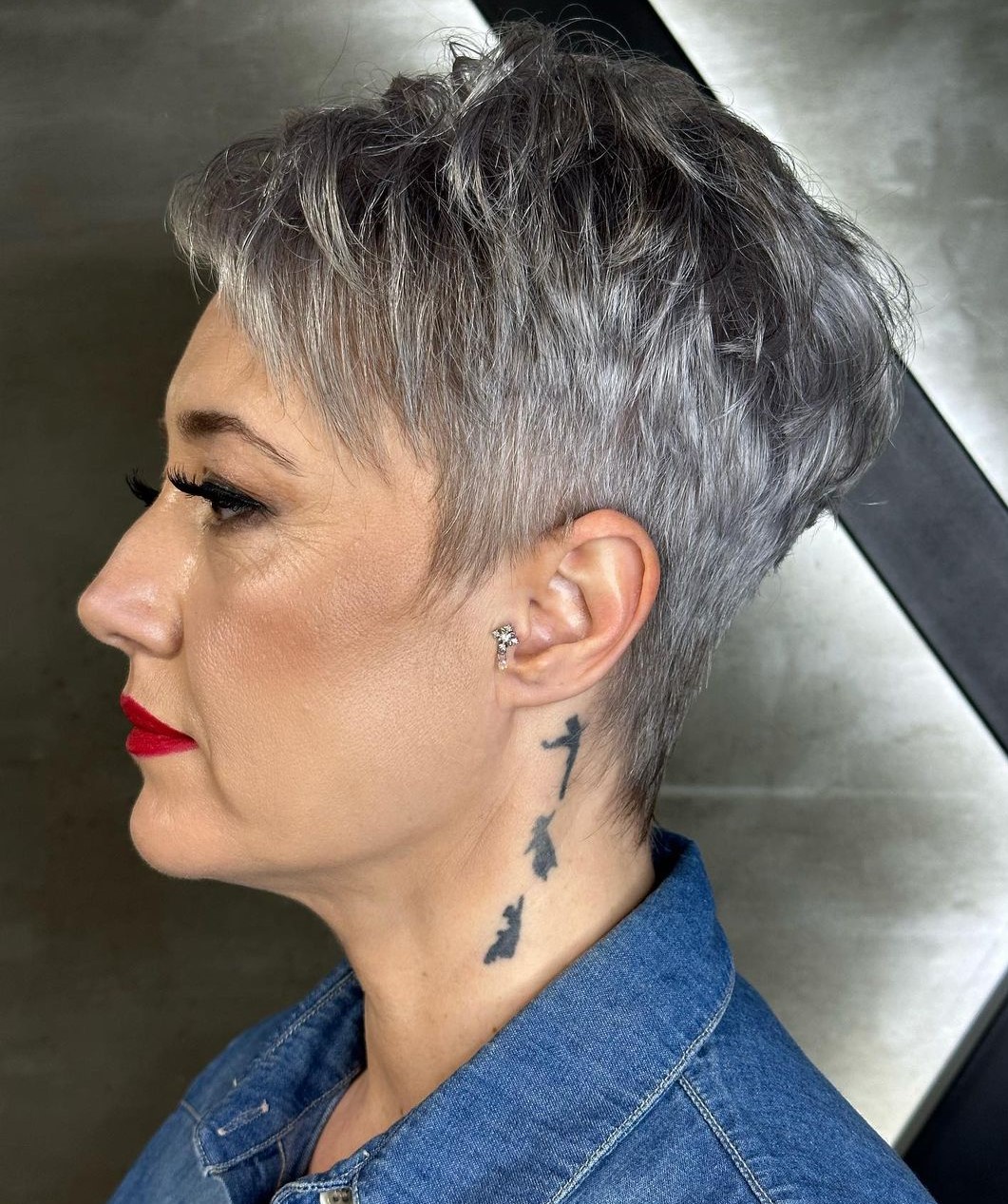 20 Fabulous Pixie Haircuts For Older Women To Sport In 2024