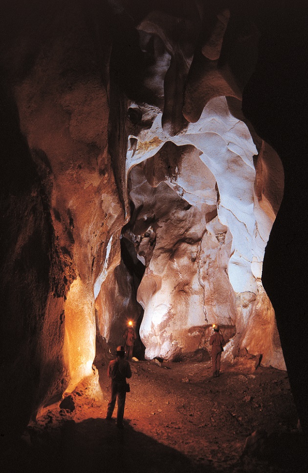 Jornada De Turismo Espeleológico En La Cueva Del Puerto De Calasparra