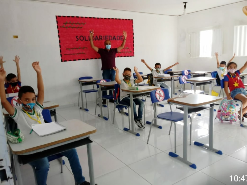 Escolas Do Sistema Municipal De Educação De São José De Piranhas Voltam