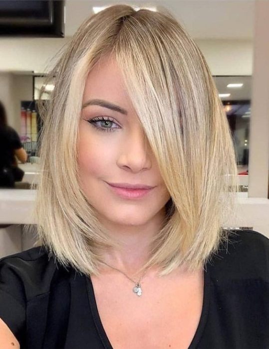 Gorgeous Face Framing Blonde Highlights For Lob Cuts In 2019 Stylezco