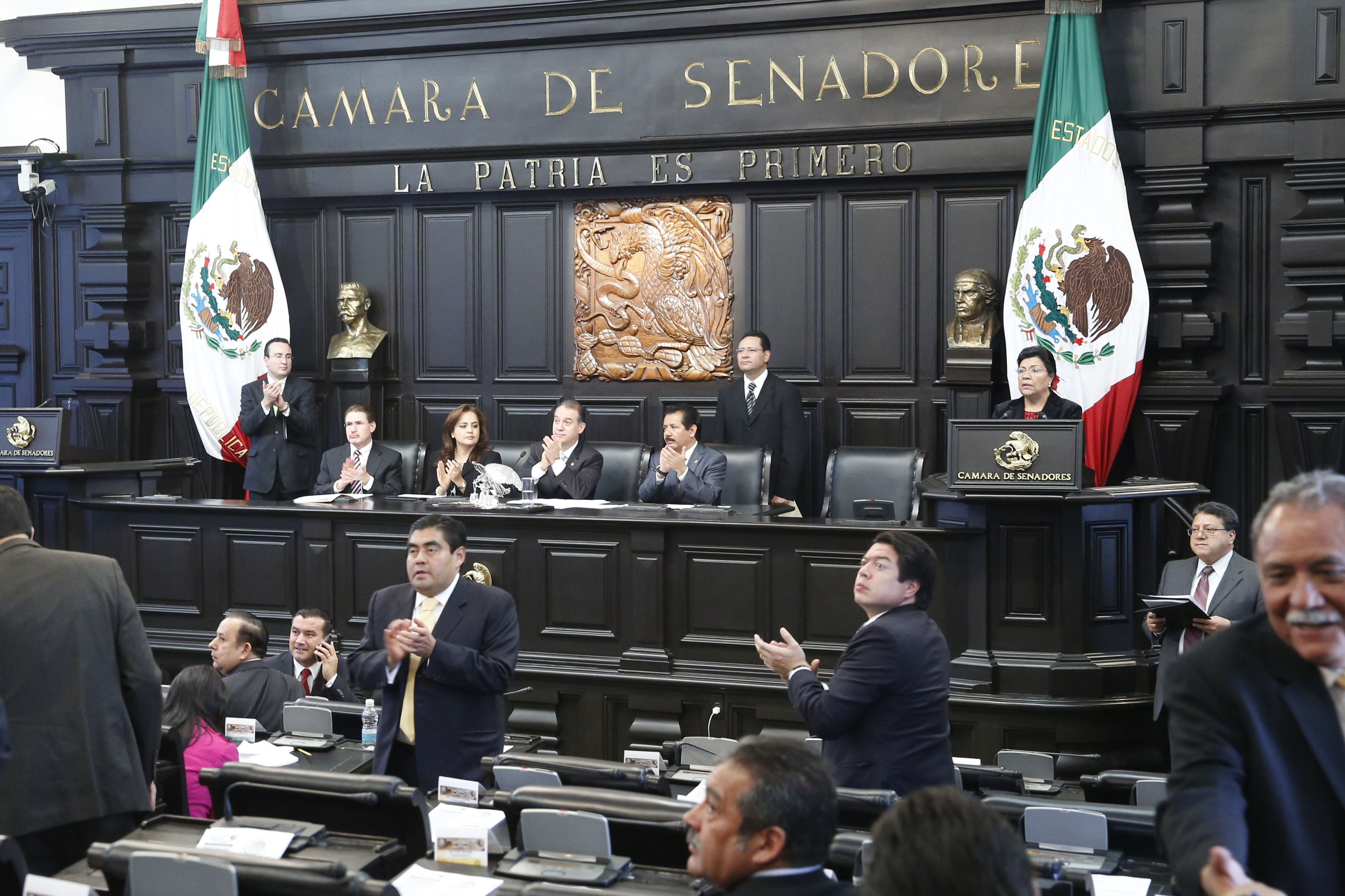 ¡histórico El Número De Hombres Y Mujeres En El Congreso Es Casi Igual