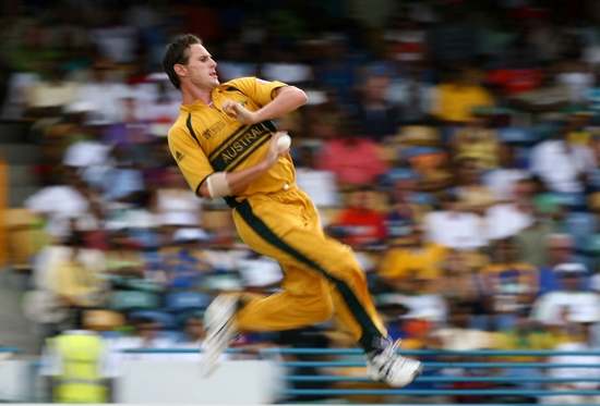 Top 10 Fastest Bowlers In The History Of International Crick