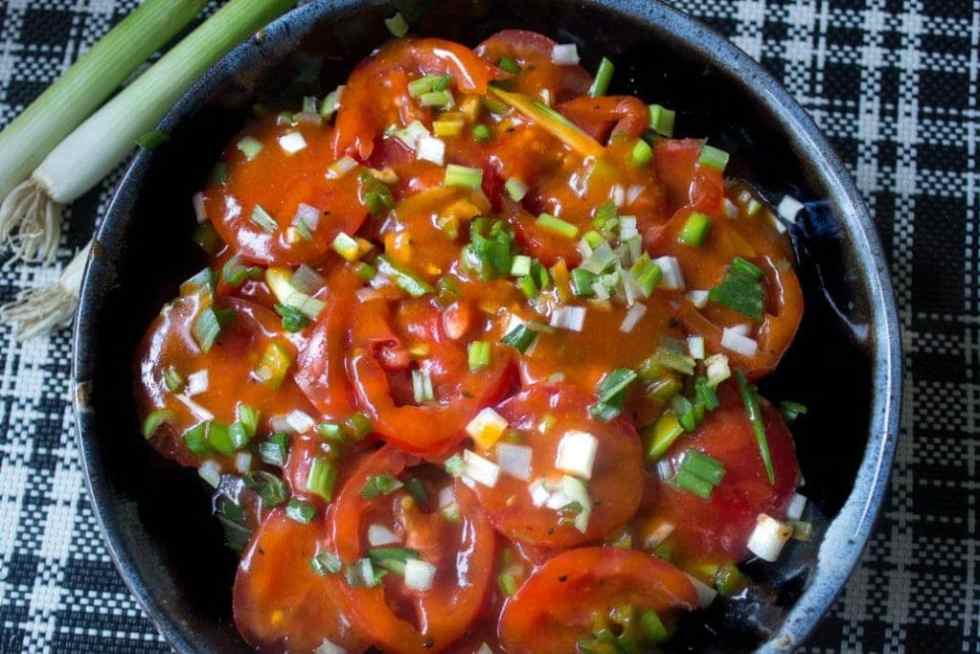 Tomato Salad With Homemade Catalina Dressing Two Kooks In The Kitchen