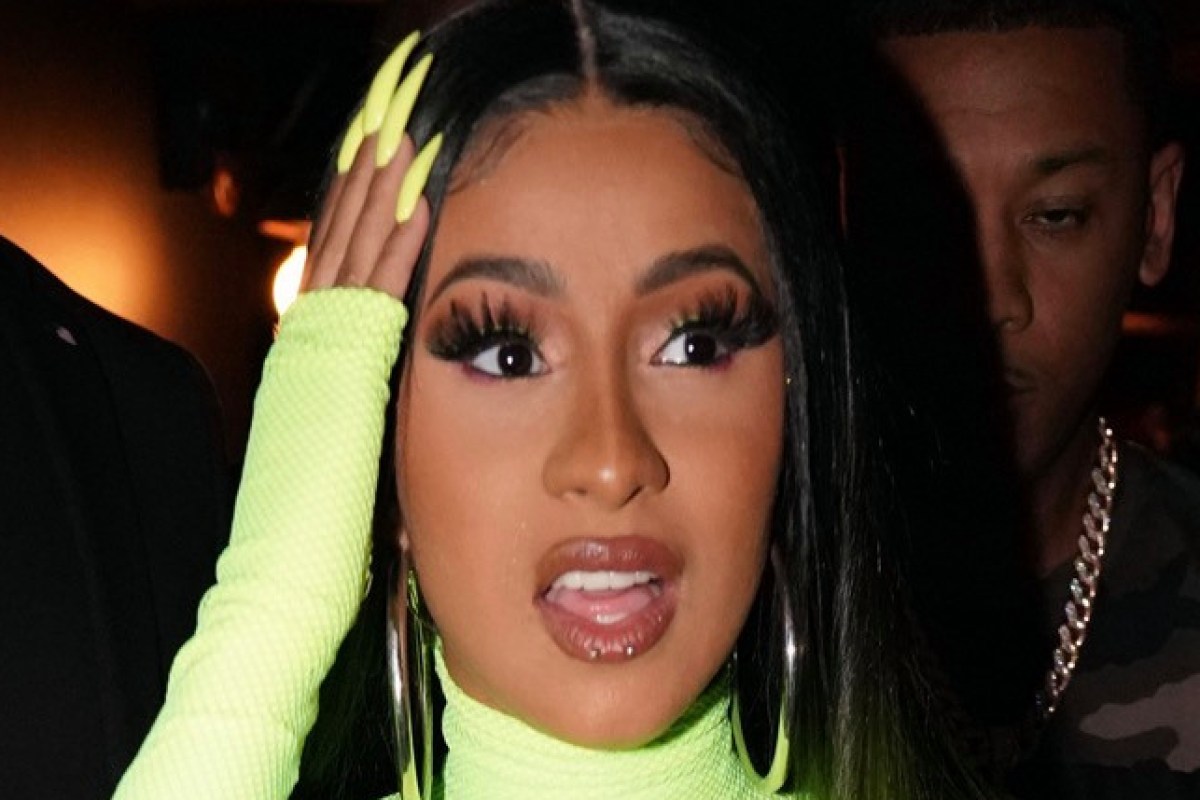 Cardi B Reveals Her Disgust After Photographer ‘pulled Out His Penis