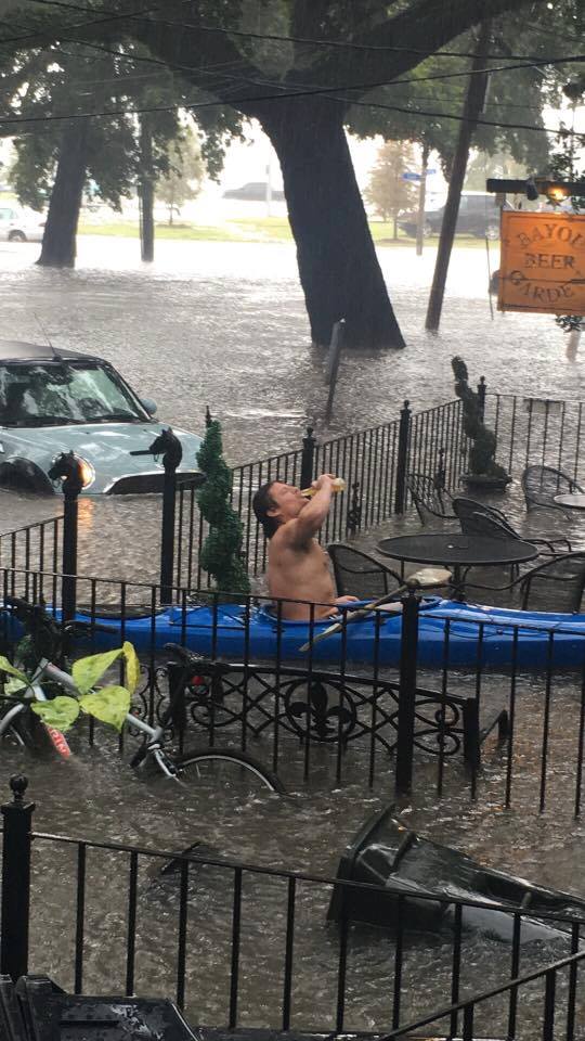 Woman Writes ‘missed Connection To Man Pictured Chugging Beer On Kayak