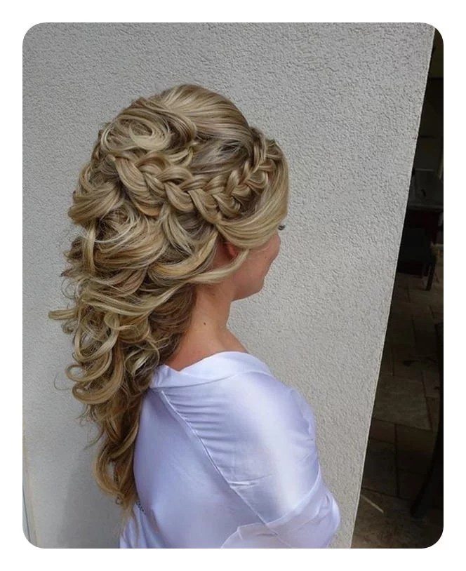 67 Stunning Beehive Hairstyles That Will Wow You The Hair Trend