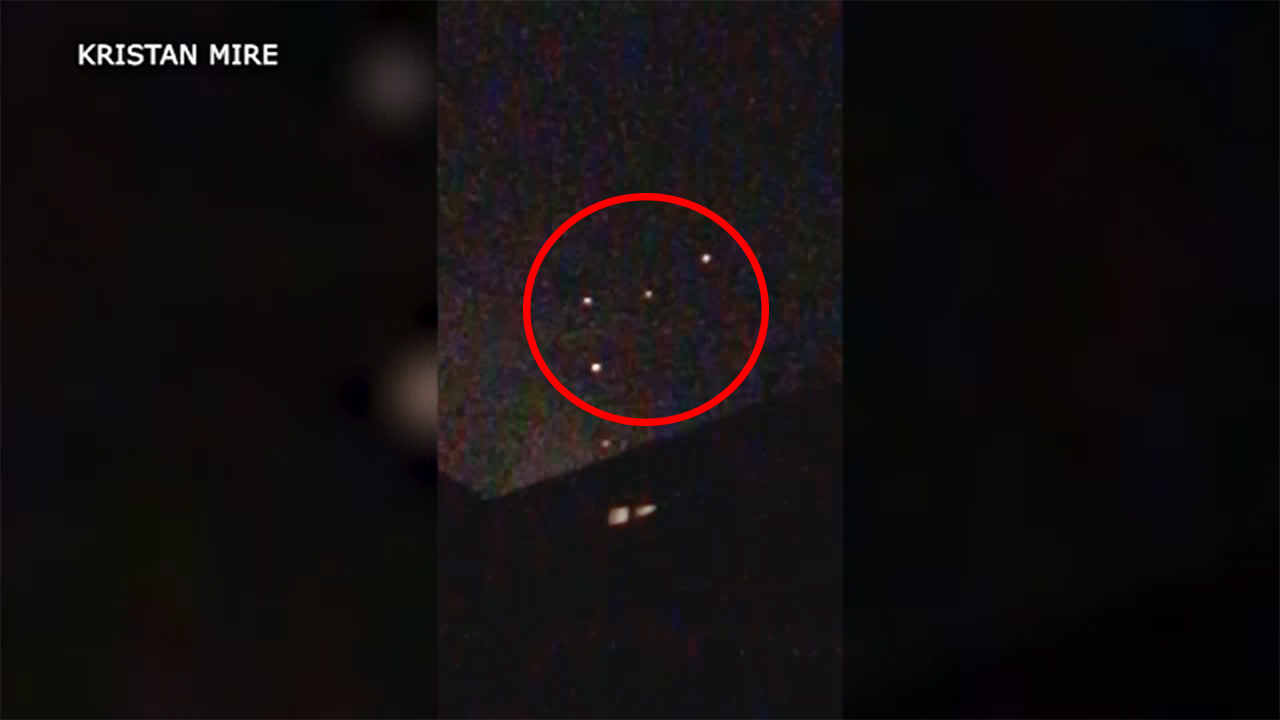 Mysterious Lights Spotted Flashing In Houston Sky Abc7 Los Angeles