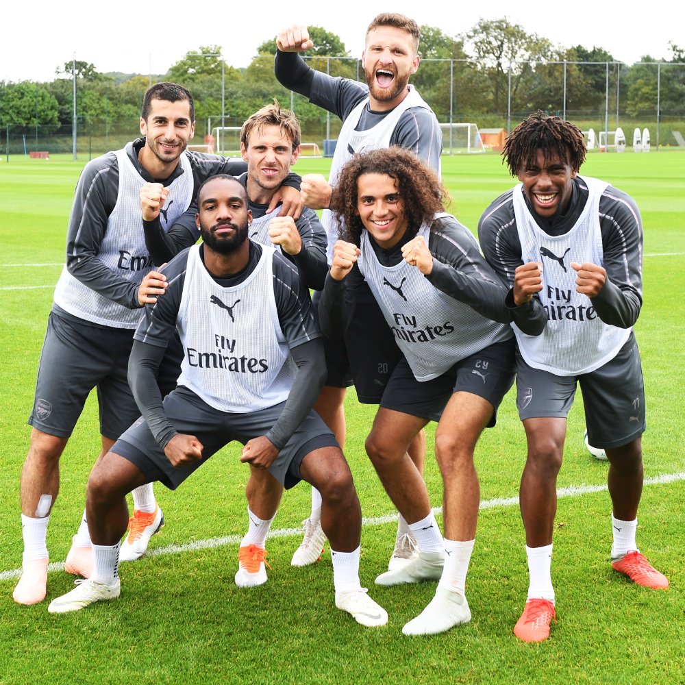 Pictures Arsenal Squad Trains Ahead Of Newcastle United Match