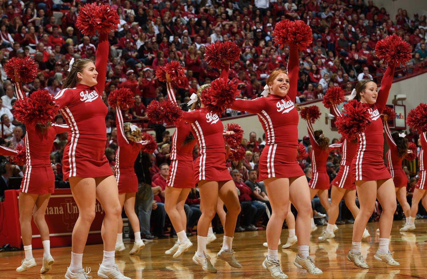 Hot Cheerleaders Upskirt Telegraph