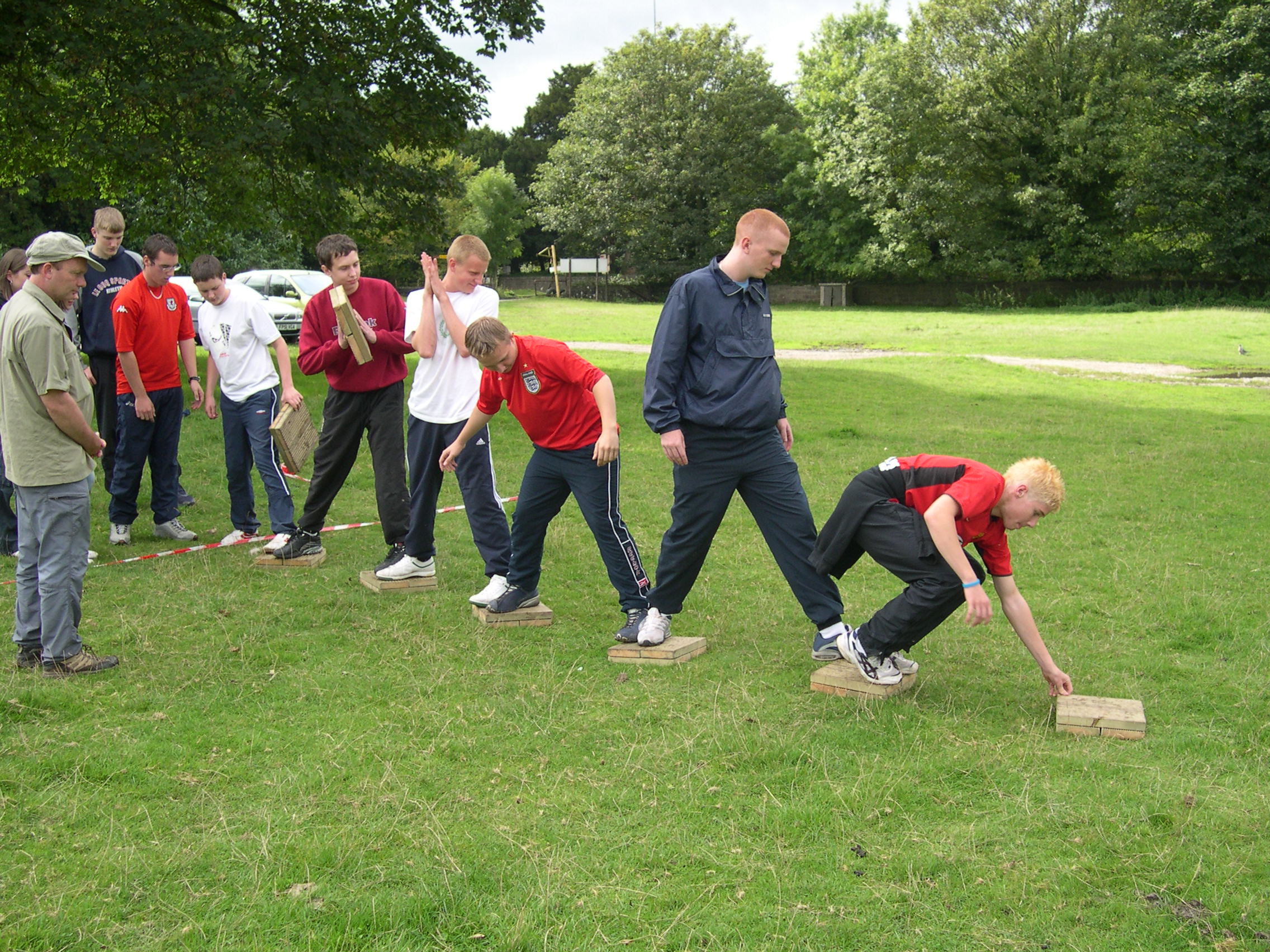 Messy Outdoor Youth Group Games Ihsanpedia