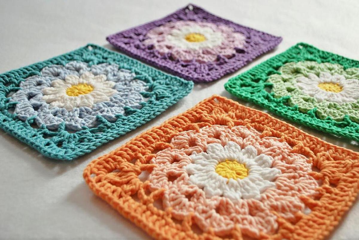 Free Crochet Flower Granny Square Patterns