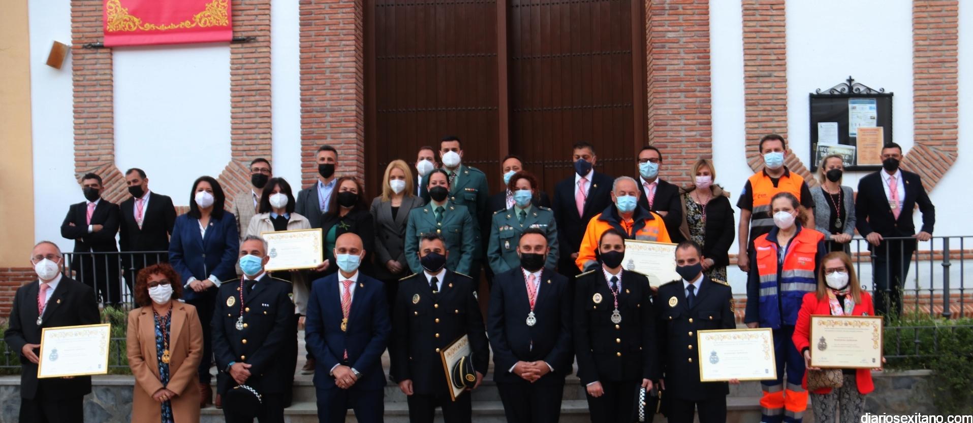 La Cofradía De San Juan Rinde Homenaje A Colectivos Destacados De