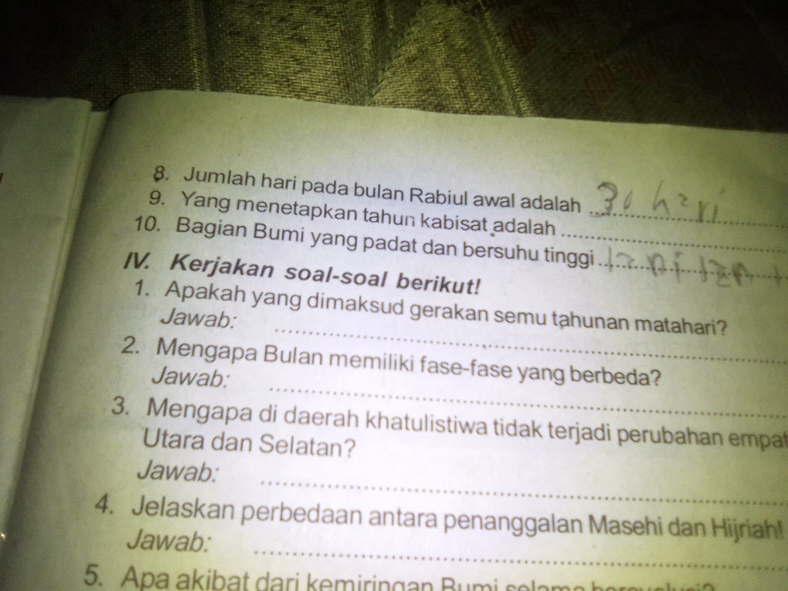 Zona Indosafei Perbedaan Kalender Hijriyah Dan Masehi