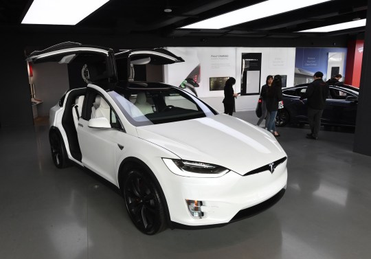 Couple Film Sex Scene Inside Self Driving Tesla Model X Metro News